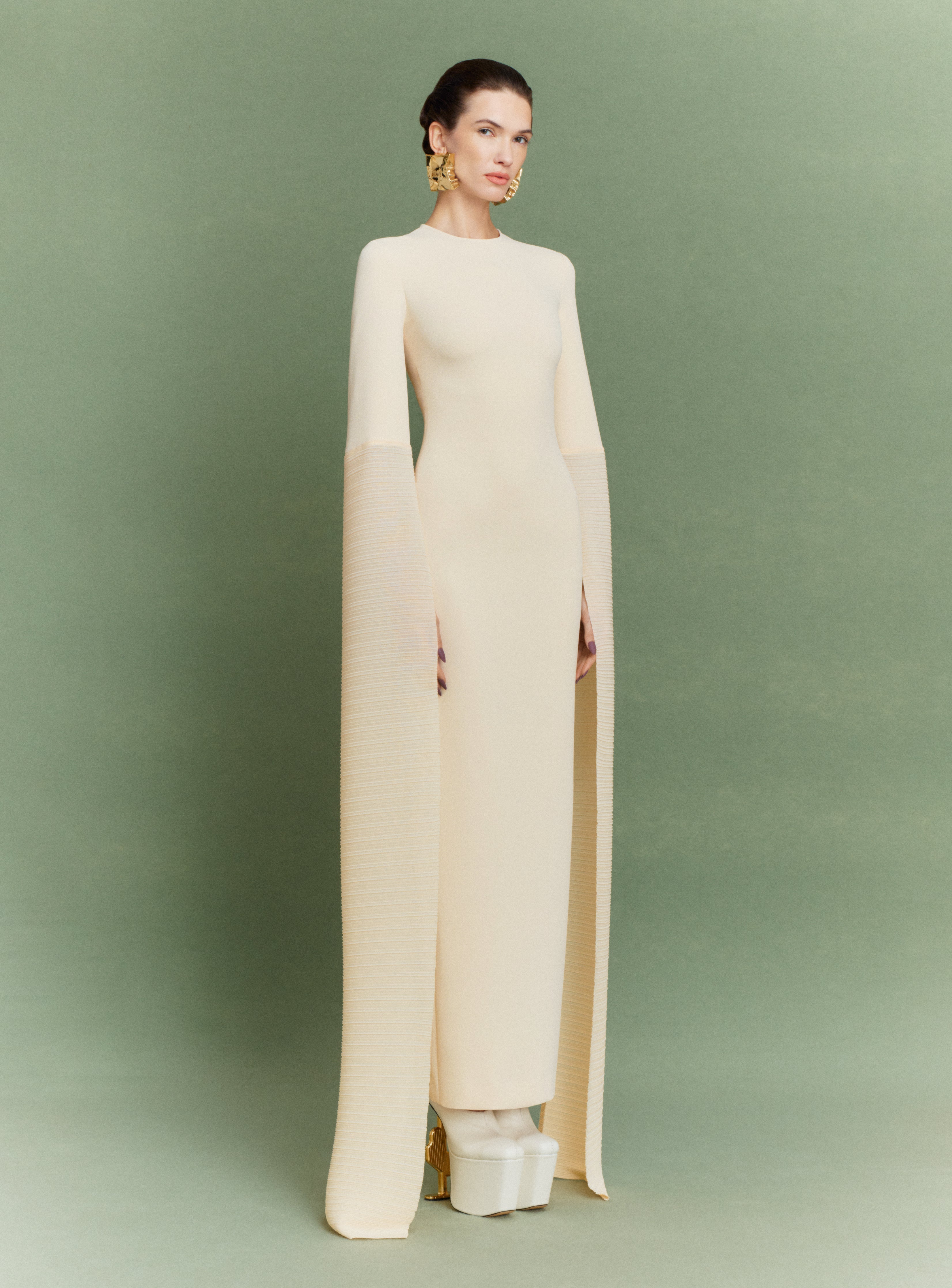 The Naomi Maxi Dress in Alabaster – Solace London US